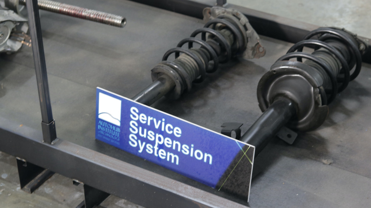 How to spot the best mechanic in the field? - Lifestyle On Wheels