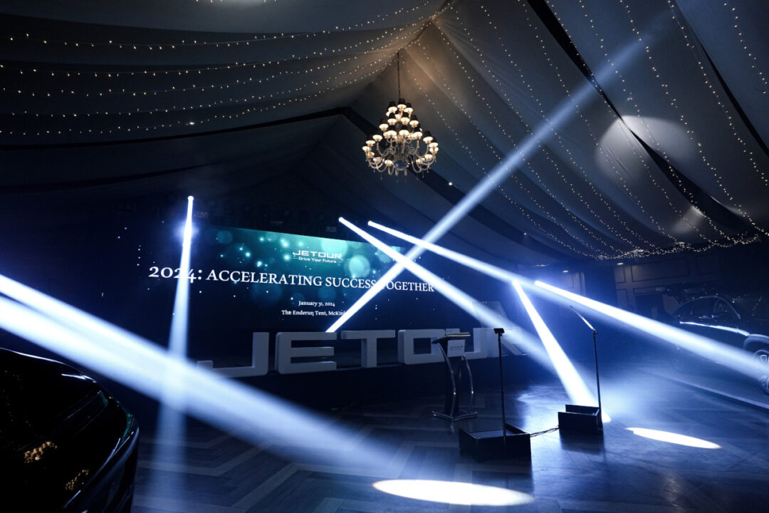 A Symphony of Luxury and Innovation from JETOUR - Lifestyle On Wheels